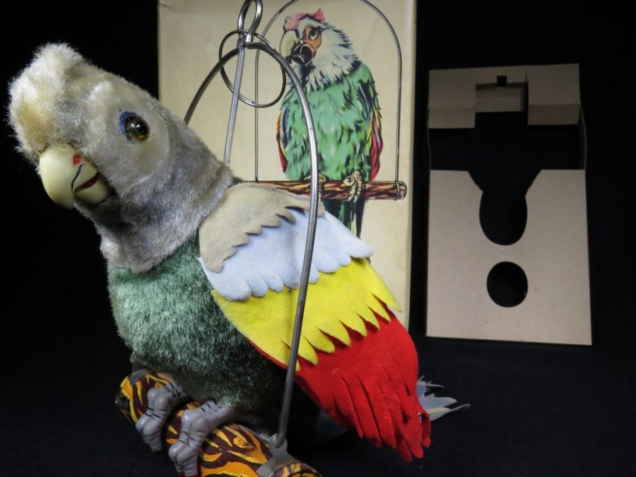 Pretty Peggy Parrot – Rosko – Japan | Mark Bergin Toys