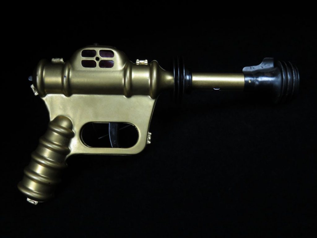Buck Rogers Atomic Pistol – Daisy – USA | Mark Bergin Toys